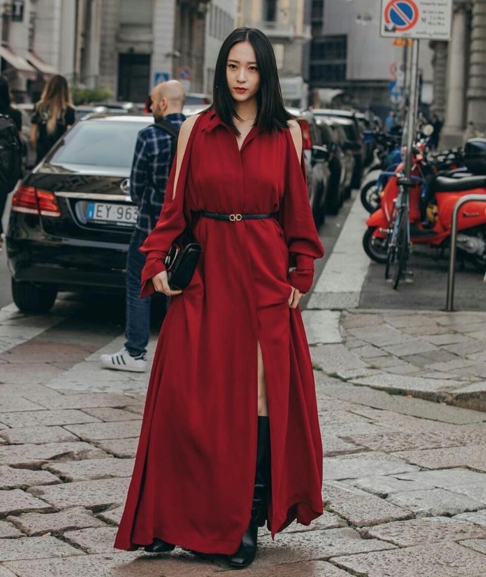 Maxpein Zin Del Valle — Moon